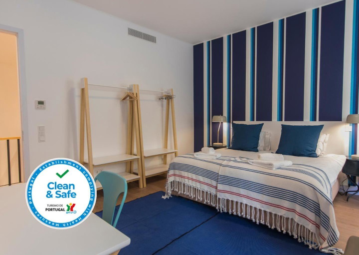 High Ceiling Duplex Apartment At Cais Do Sodre - Lisbon