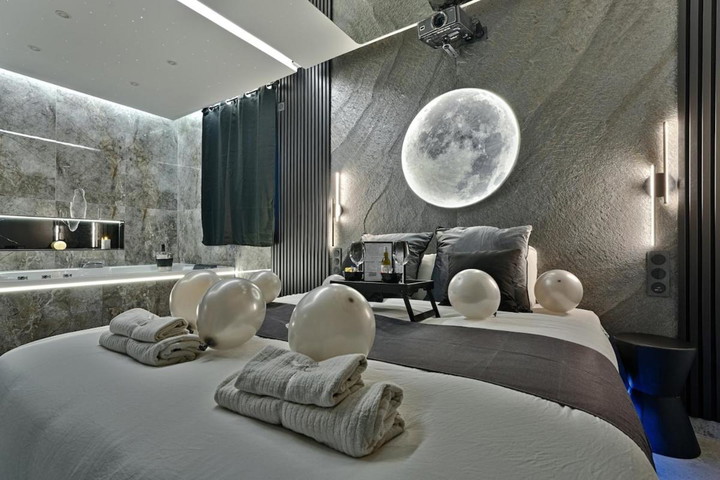 Welcome To L'astral Acuzzi - Alfortville