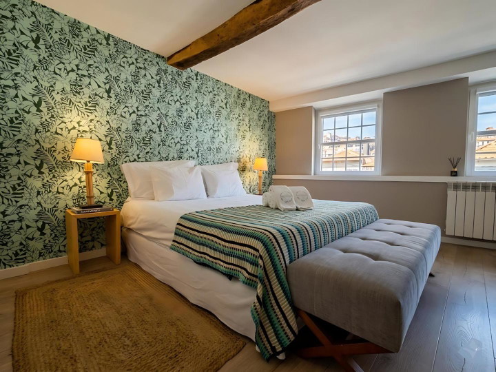 Secret Garden - Entire House With 4 Suites In Bragança Historic Centre - Bragança