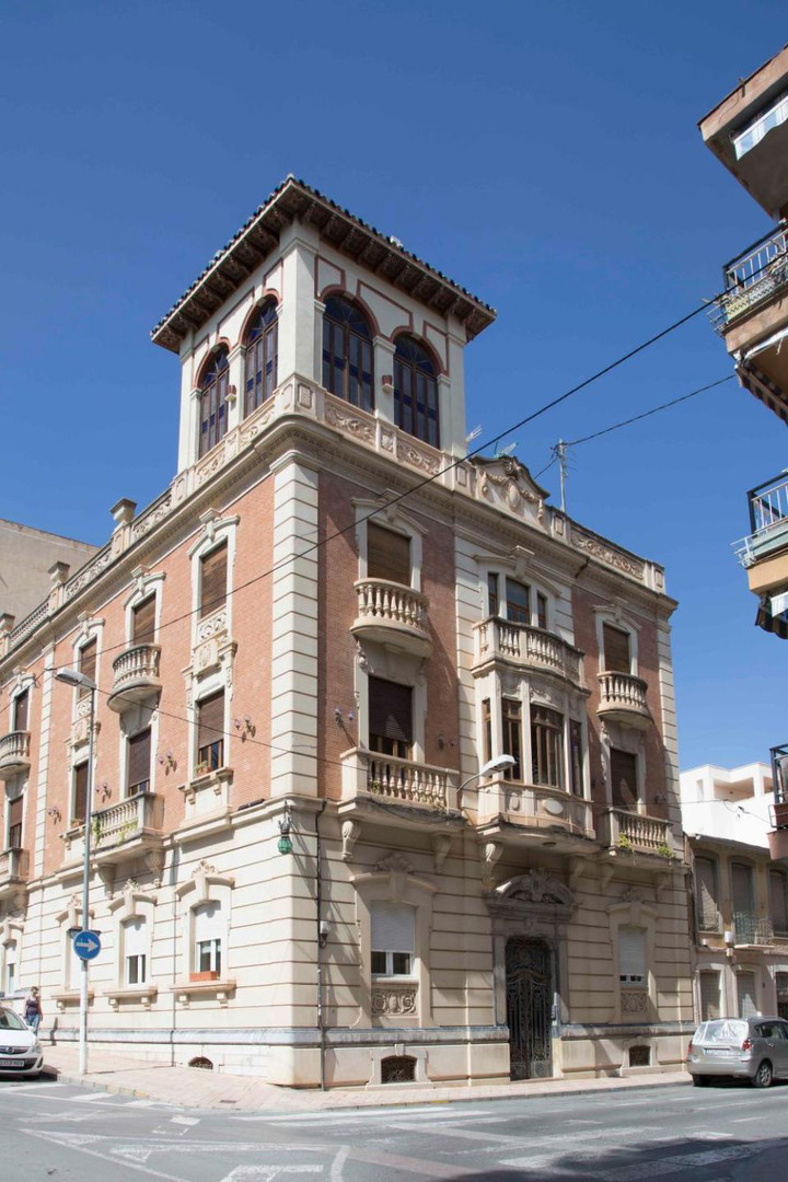 Apartamento En Edificio Tortosa - Elda