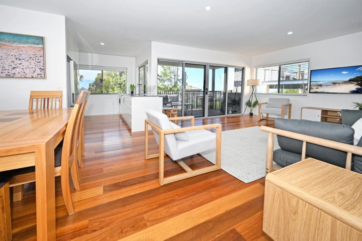 Spacious New 2 Bedroom Kings Beach Townhouse Zf2 - Bribie Island