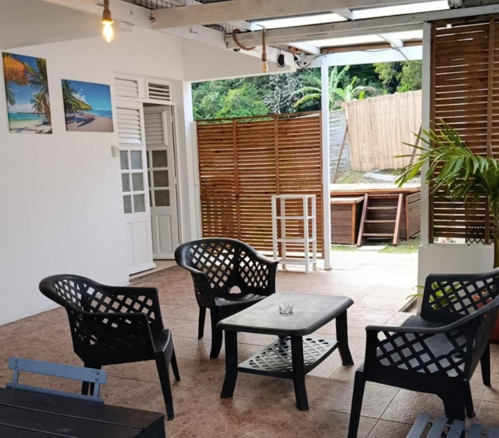 Maison Paisible Avec Grande Terrasse Et Spa - Martinique