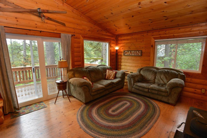The Park Chalet - Rustic Charm - Downtown - Lake - Restaurants - Wifi - Wood Stove - McCall, ID