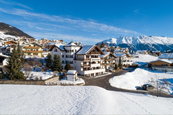 Apart-hotel Alpinsonnenresidenz - Fiss