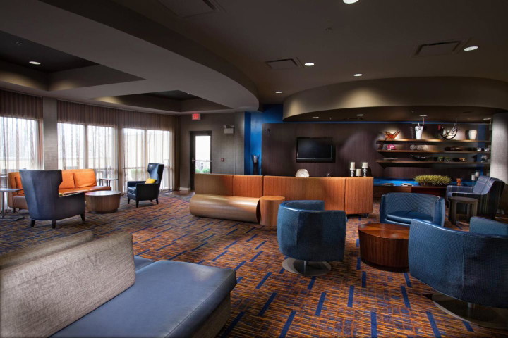 Courtyard By Marriott Fayetteville - Springdale, AR