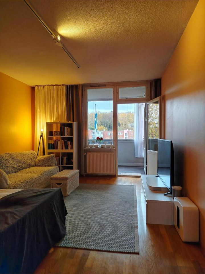 Quiet, Best Connections, Amenities, Parking - Helsinki