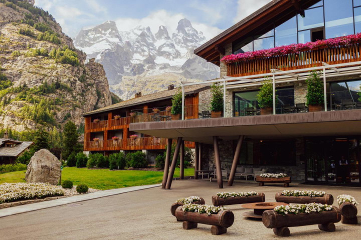 Grand Hotel Courmayeur Mont Blanc, By R Collection Hotels - Morgex