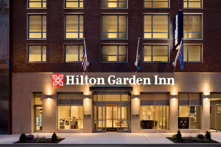 Hilton Garden Inn New York Times Square South - Queens, NY