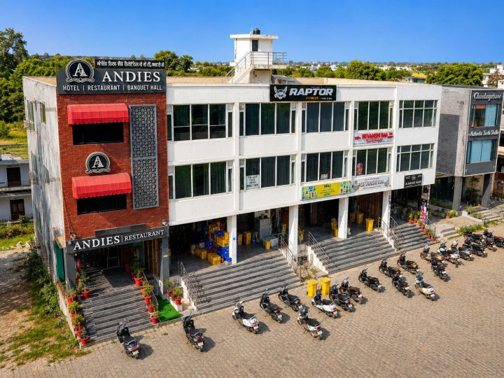 Hotel Andies - Mohali