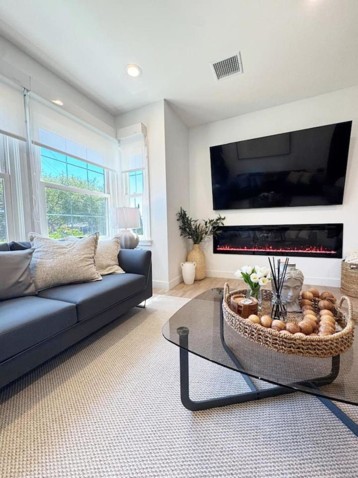 Beverly Hills Border Retreat - Spacious 3 Bed - 3 Bath House - Beverly Hills, CA