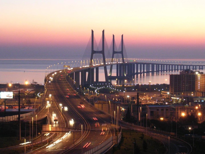 A View To The River Tejo By Sixtyfive Boutique Home - Parque das Nações