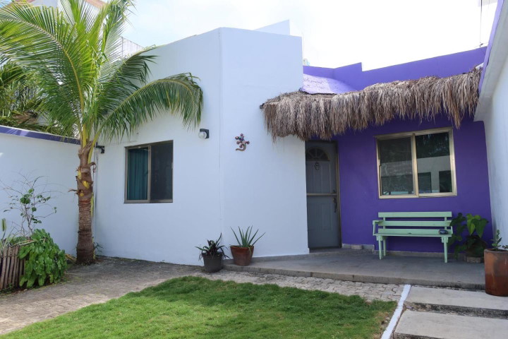 Casa Cebra By The Beach -Roof Top Lounge! Playa Del Niño - Isla Mujeres