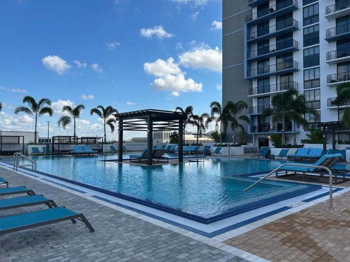 Luxury Apartment In Doral Miami, 1 Bd - Doral, FL