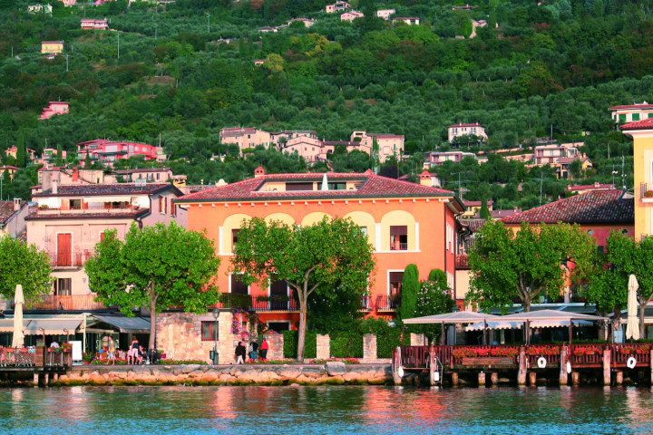 Casa Vacanza - Casa Del Padre Nascimbeni - Torri del Benaco