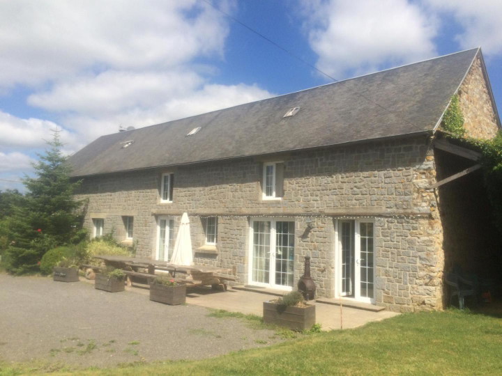 Self Catering For Large Groups, Friends/families - Manche