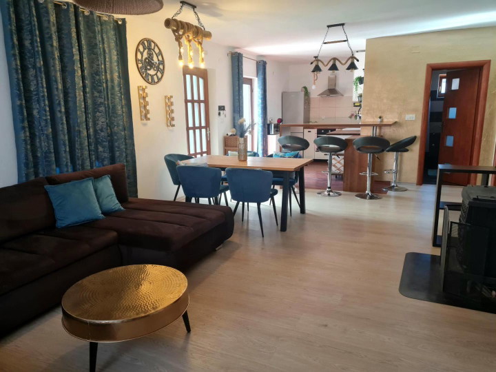 Big Apartmant With Free Parking - Skradin