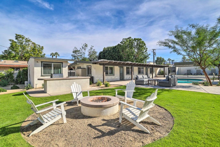 Walk To Downtown Palm Desert: Home W/ Pool Access - Palm Desert, CA