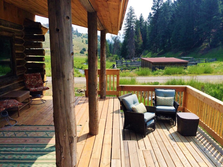 Creek Cabin - Montana