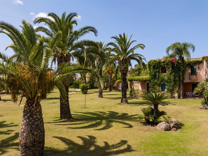 Lantana Resort 1bed Apartment Beach Pool & Balcony - Sardaigne