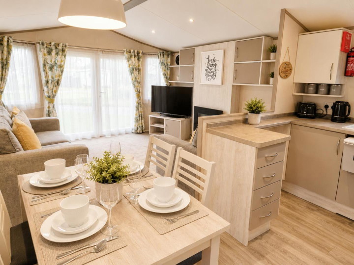 Billing Aquadrome- Bird Lake Pastures Holiday Caravan Sleep 6 - Oxfordshire