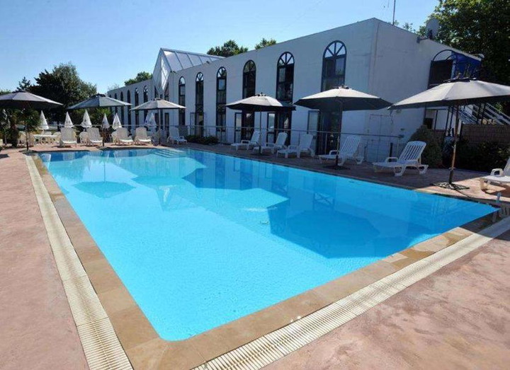 Agape Hotel Niort- Bessines - Niort