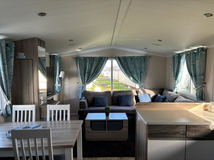 The Lay By - Edinburgh