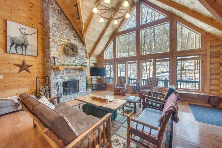 Expansive Group Getaway: 11 Mi To Lancaster! - Lancaster, PA