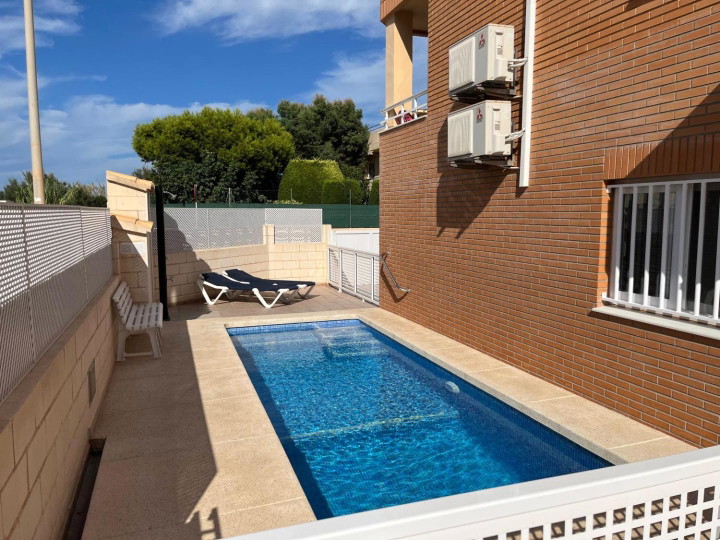 Oliva Holidays 1 - Pego