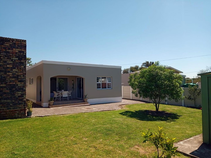 Spekboom Cottage - East London