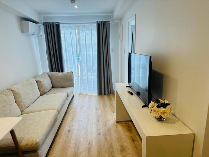 Otahuhu Shopping Centre Apartment 8a - Auckland