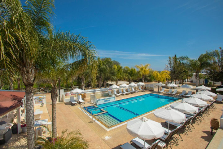 Flouressia Gardens - Protaras
