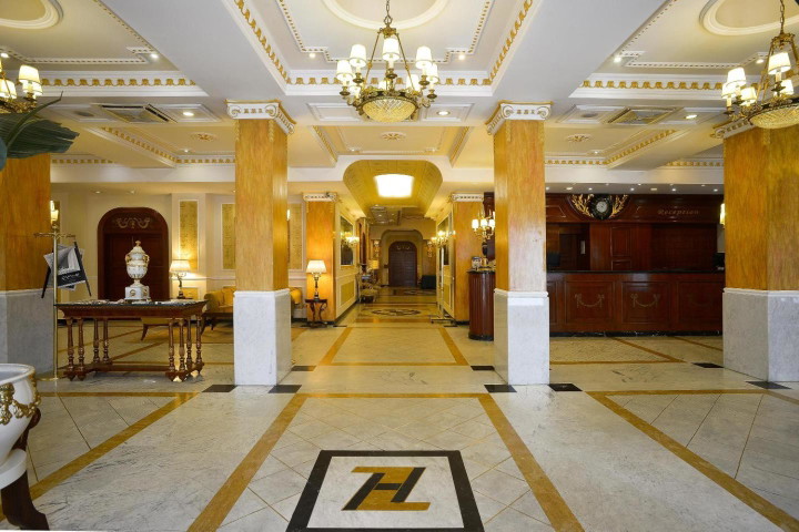 Zanhotel Europa - Болонья