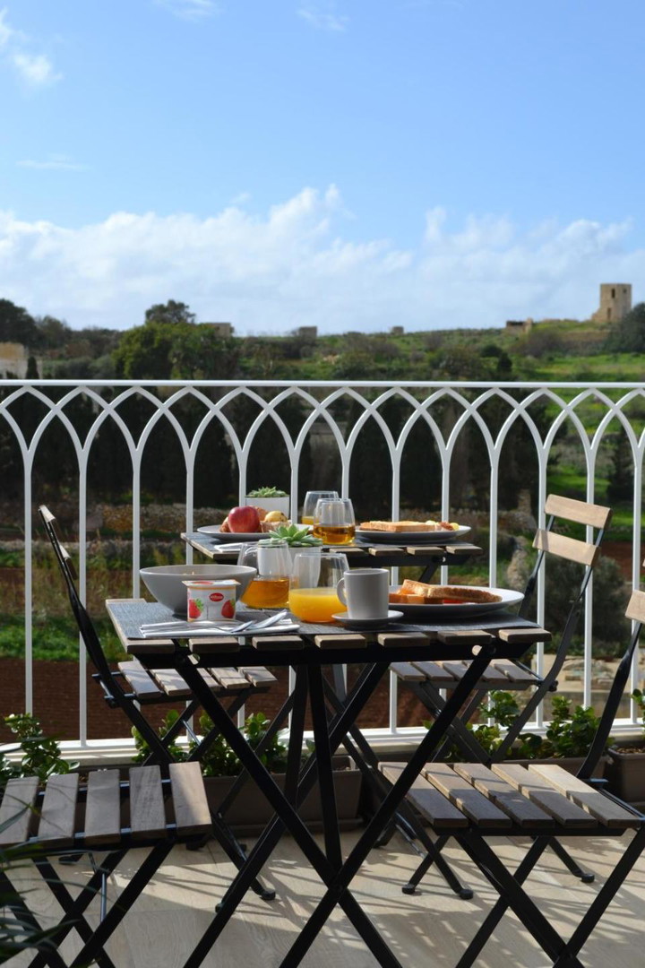 Number 33 - Bed & Breakfast - Malta