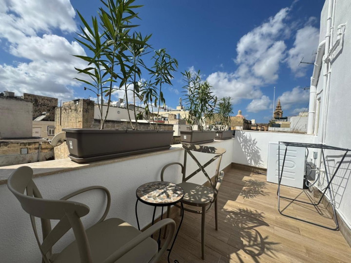 Bentley Floriana Suites Penthouse - Valletta