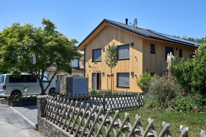 Seeglueck Rosenhof - Naturnah Wohnen Im Holz100-vollholzhaus Mit Whirlpool Und Garten - Konstanz