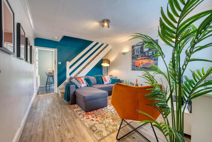 Capri 13 Sa - Contemporary 2 Bedroom House In Loughborough With Free Parking, Close To Loughborough University & M1 Motorway - Loughborough