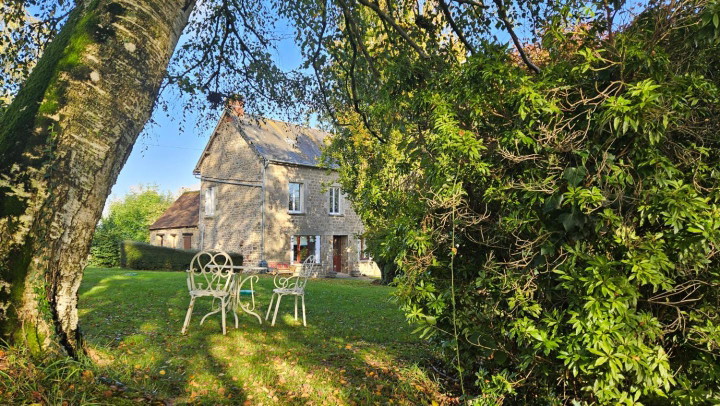The Lions Den - La Loge Guest House - Basse-Normandie