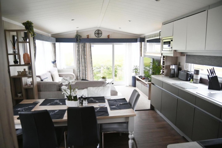 Wild Thistle Static Caravan - Scotland