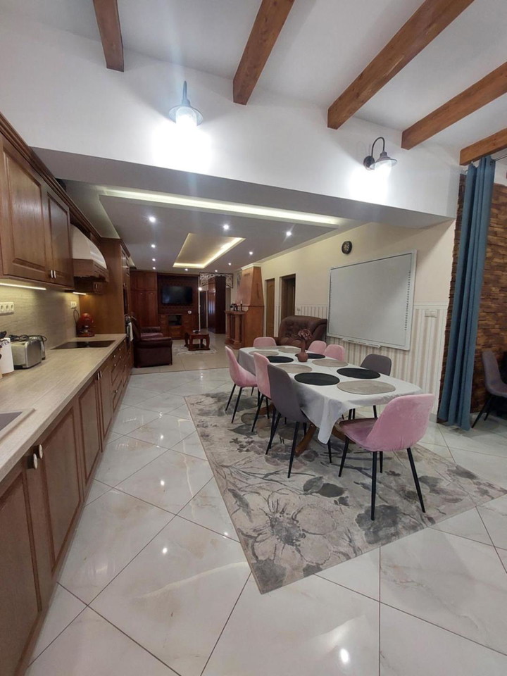 Akácvirág Airport Viki Apartman - Debrecen