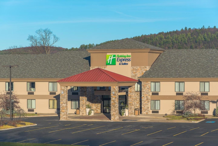 Holiday Inn Express & Suites Cooperstown By Ihg - 