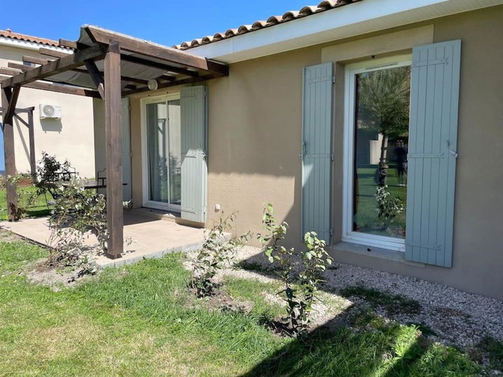Villa Tia - Maisonnette - 2 Chb - 2 Sdb - Clim- Piscines - Bord De Lac - - Monteux