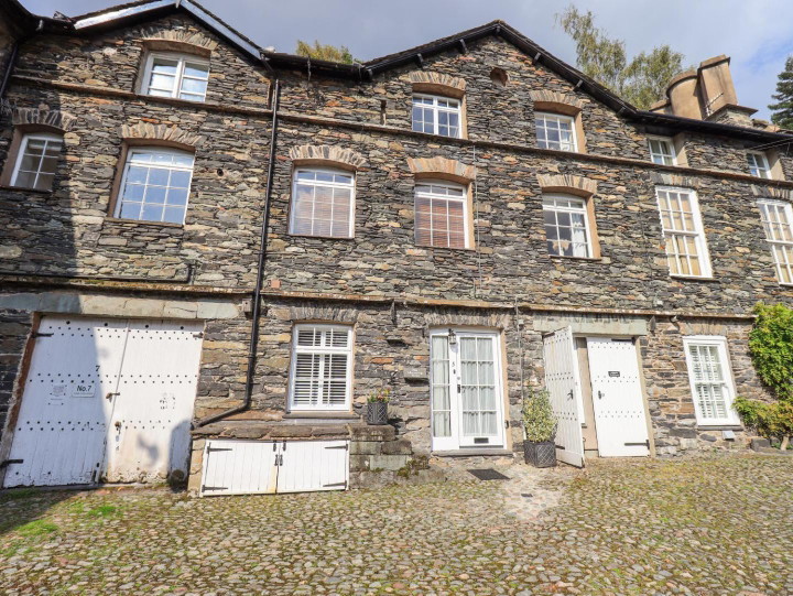 The Mounting Steps - Ambleside