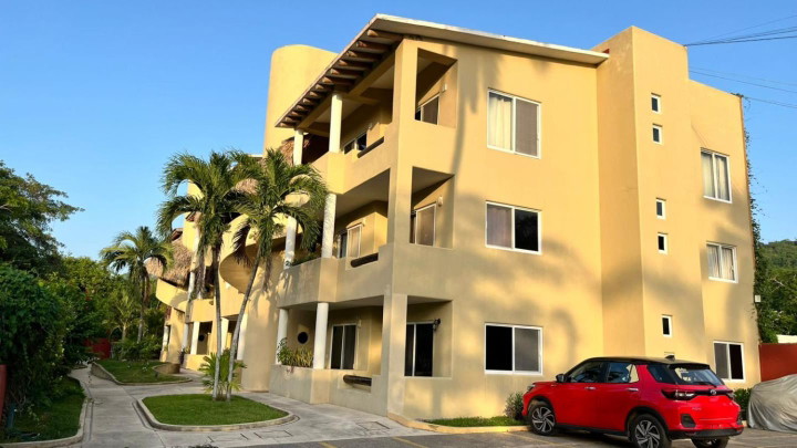 Las Palmas Residencial - Zihuatanejo