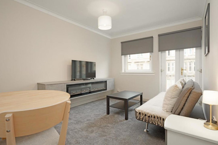 1br Shawlands Walk To Queens Park With Parking - Glasgow