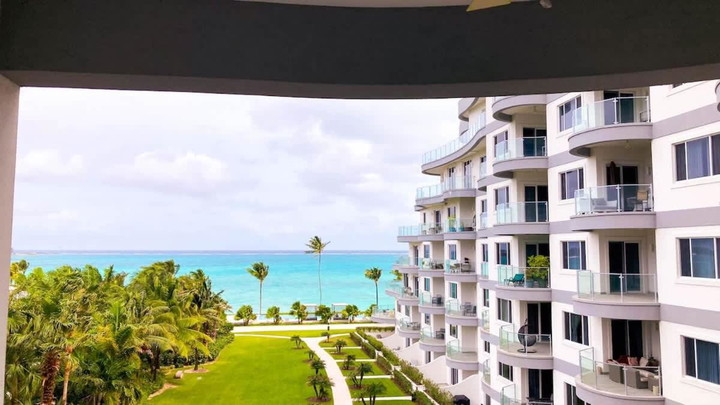 Stunning Oceanview 2 Bed Condo At One Cable Beach - Nassau