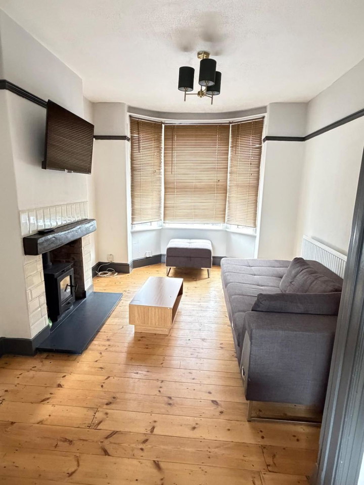 3 Bedroom House Contractor Friendly Long Stays Welcome - Bedford, Royaume-Uni