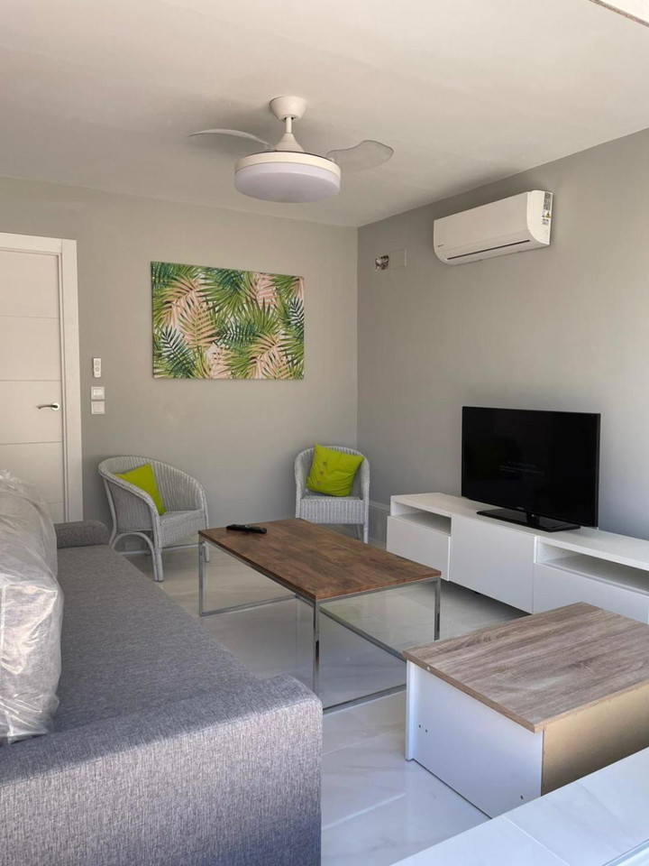 Seafront Recently Renovated Apartments - Alhaurín de la Torre