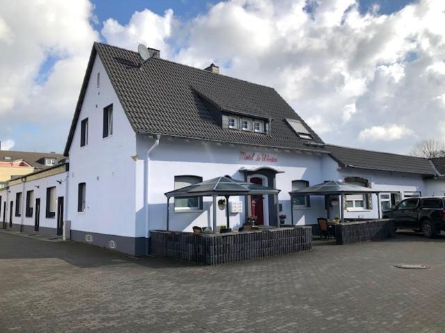Motel De Winter - Motel - Apartmenthaus - Monteurzimmer - Dortmund