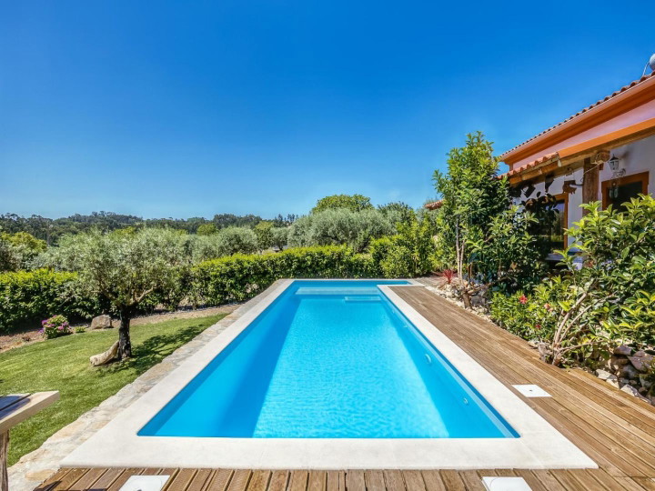 Carcavelos Villa With Pool - Montemor-o-Velho