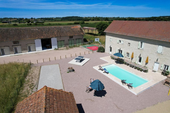 So Villa Domaine De Vaux 03 - Piscine Chauffee - Beach Volley - 2h De Lyon - 45p - Allier